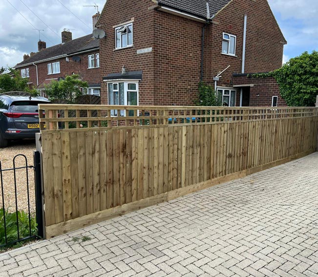 How to Choose the Perfect Fence for Your Property